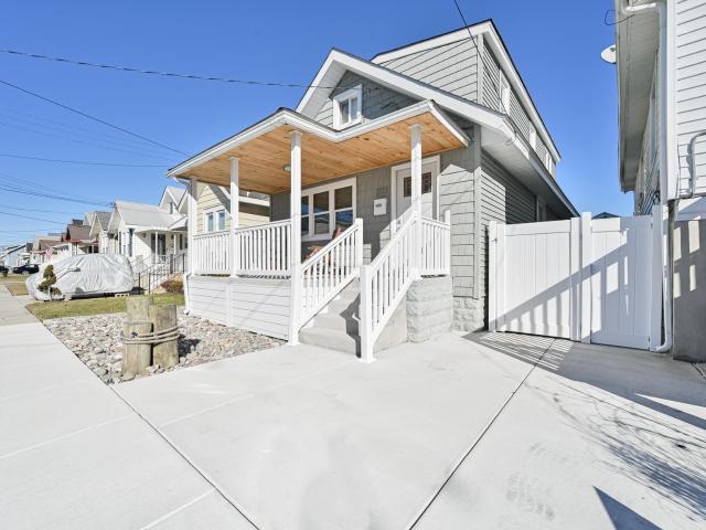 203 N Somerset Ave