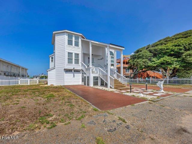 203 Norton Street