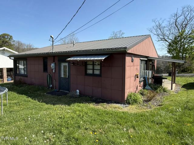 203 Northwest Henry Street