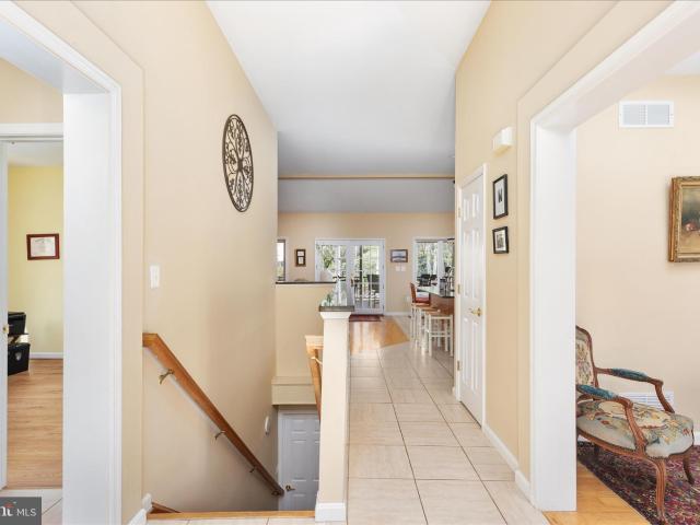 203 Northwood Cir, Cross Junction, VA 22625 | MLS #VAFV2041