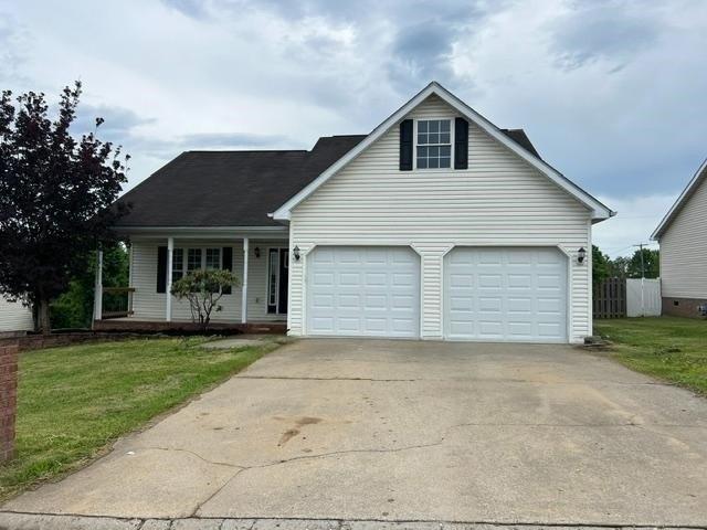 203 Nicole Dr, Hurricane, WV 25526