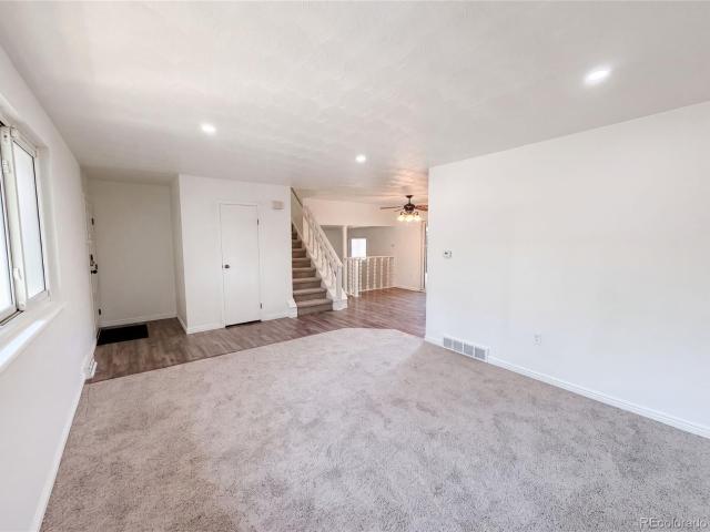 203 S 16th Avenue