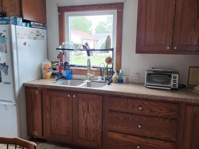 203 S Wooster