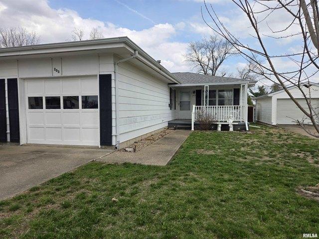 203 S A St, La Harpe, IL 61450