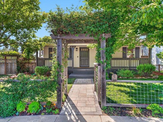 203 San Juan Avenue