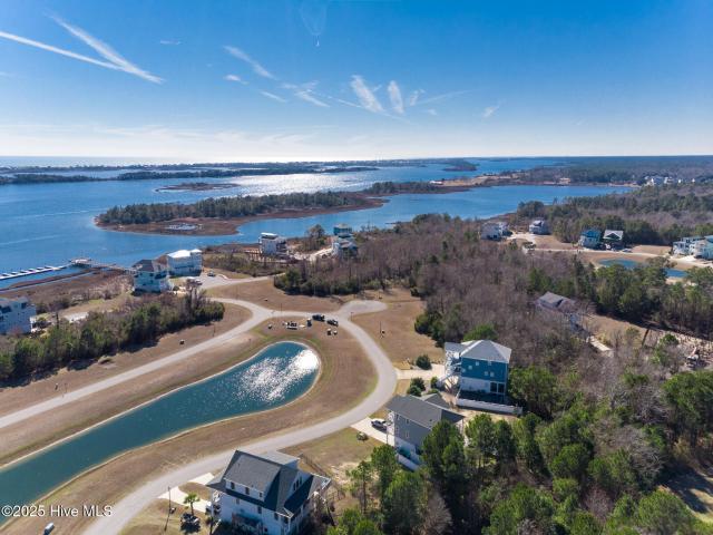 203 Seagrass Court # 695