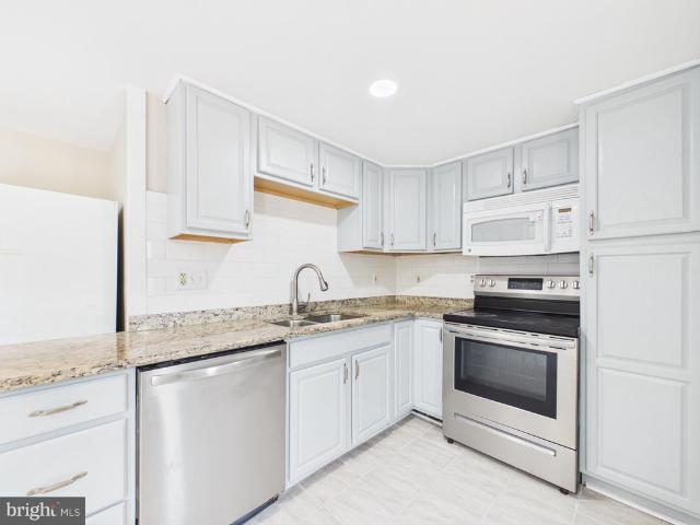 203 Shackelford Well Road