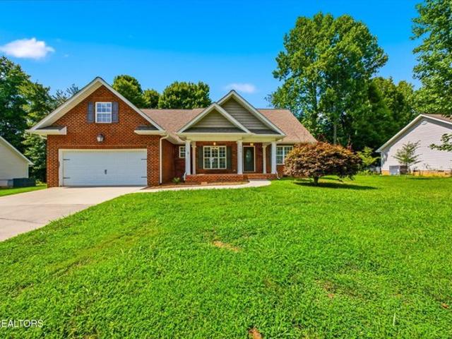 203 Shadows Lawn Dr, Athens, TN 37303