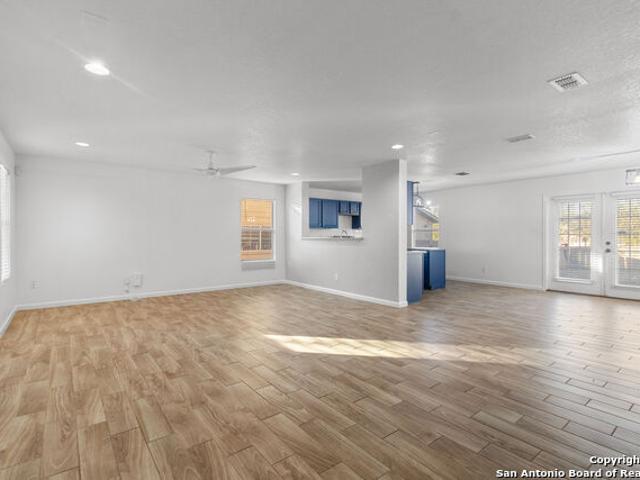 203 Shadbush St