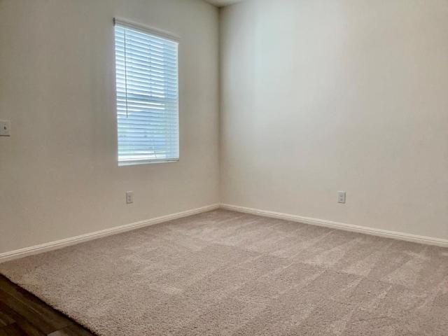 203 Stonebrook Dr