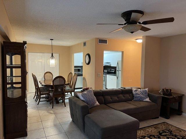 203 Suffolk E Unit E, Boca Raton, FL 33434