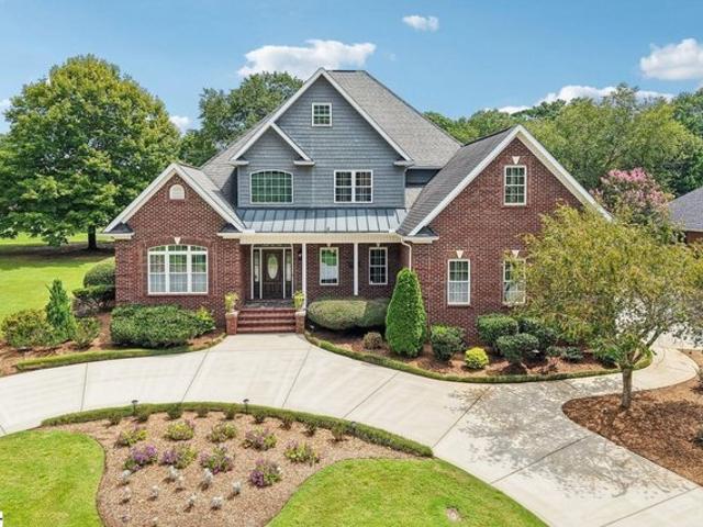 203 Sunningdale Dr, Easley, SC 29642