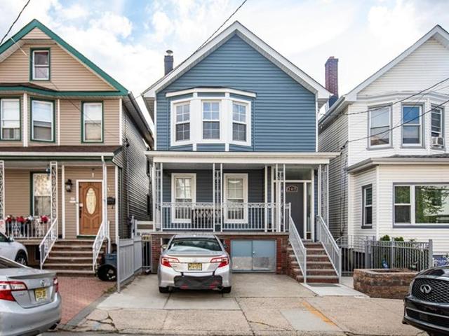 203 Pearsall Ave, Jersey City, NJ 07305