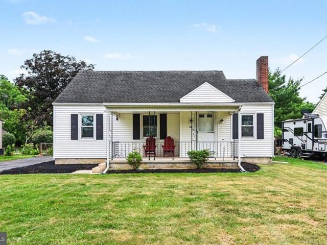 203 Pine Rd, Mount Holly Springs, PA 17065