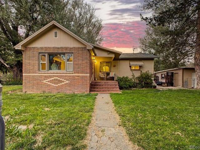 203 Railroad Ave, Weldona, CO 80653