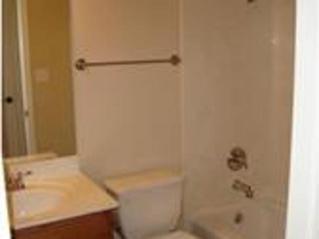 203 Railroad St # 4A