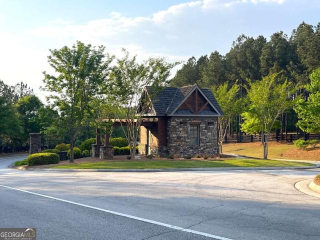203 Red Wood Drive