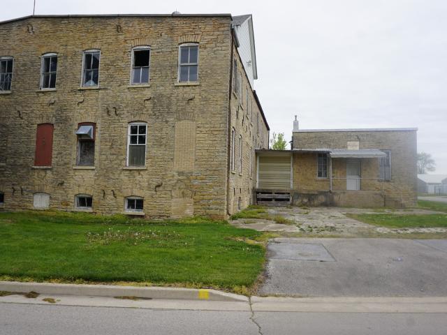 203 W 2nd Street