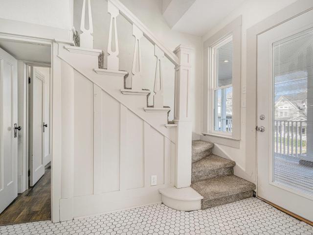 203 W Third Street