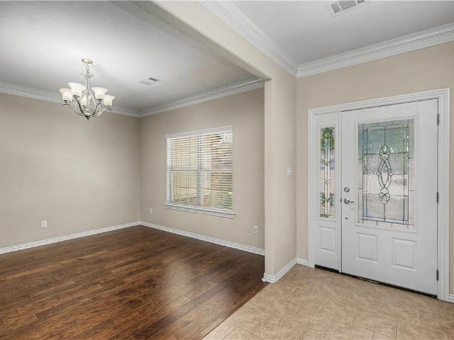 203 W Windsor Drive
