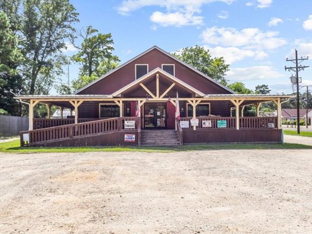 203 W Elder St, Colmesneil, TX 75938