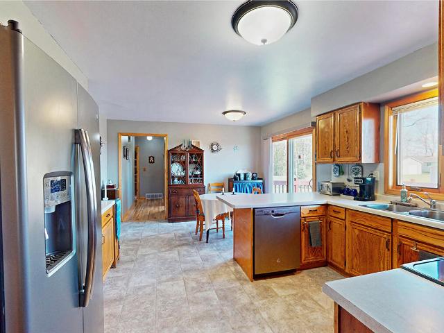 203 W Linden St