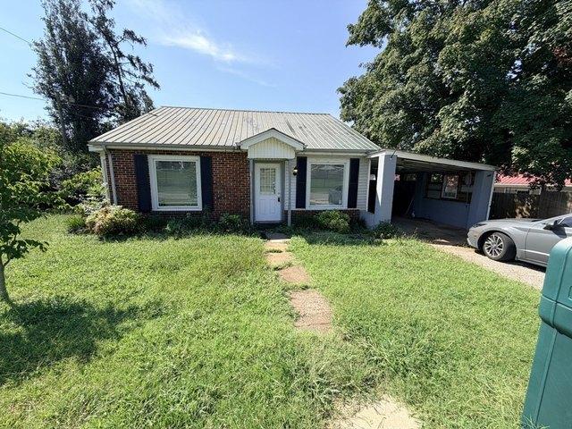 203 W Petty Ln, Winchester, TN 37398