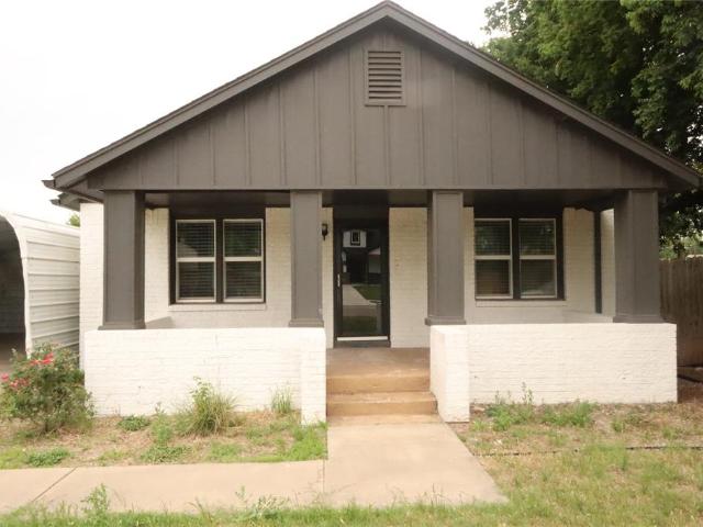 203 W Pine Street