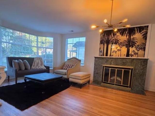 203 W Rockspring St, Henderson, NC 27536
