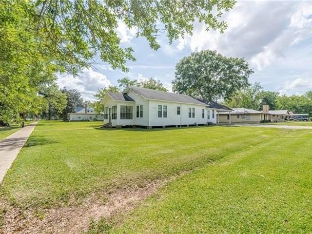 203 Wadsworth Ave, Cheneyville, LA 71325