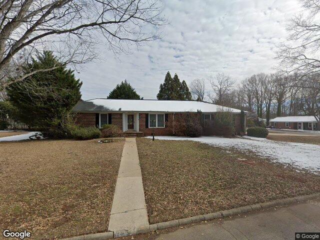 203 Wemberly Dr, Simpsonville, SC 29681