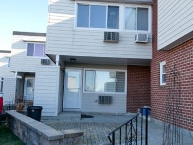 203 West Walk, West Haven, CT 06516