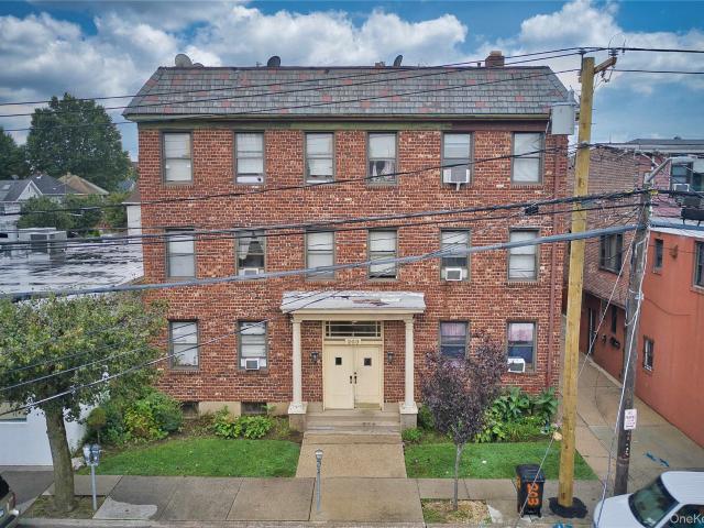 203 Willis Avenue