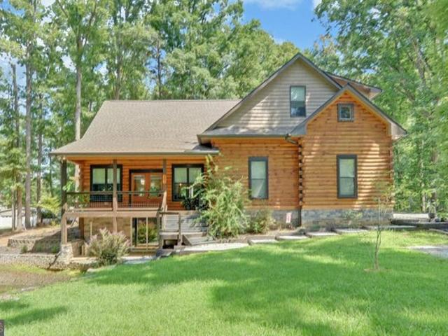 203 Teasley Ln, Hartwell, GA 30643