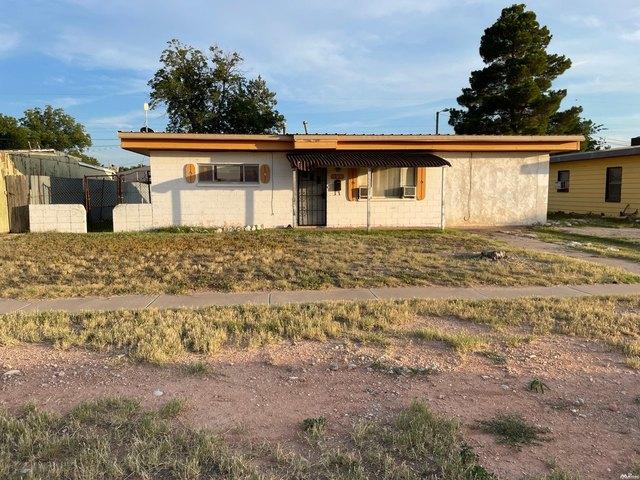 203 Temple Ave E, Hobbs, NM 88240