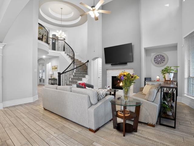 203 Terrain View Ct