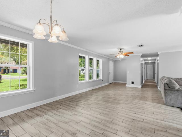 203 Tiffany Circle