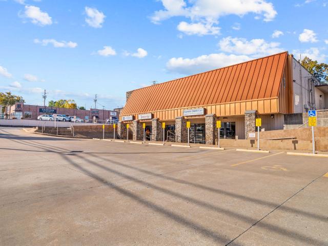 203 Veterans Boulevard