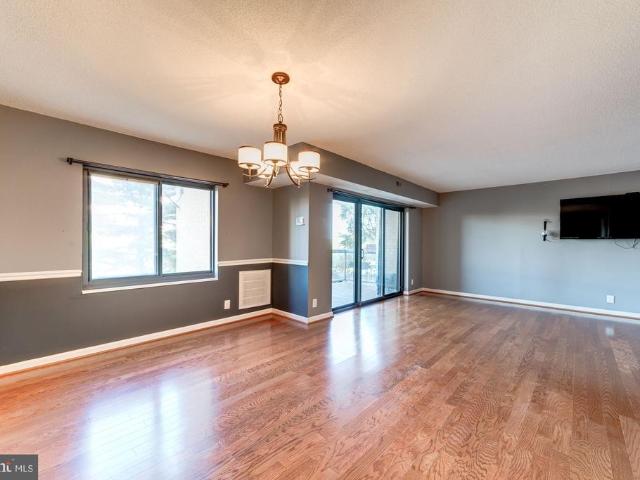 203 Yoakum Parkway # 208VA