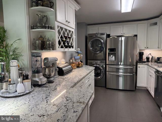 203 Yoakum Pkwy, Unit 711, Alexandria, VA 22304 | MLS #VAAX2059 | Compass