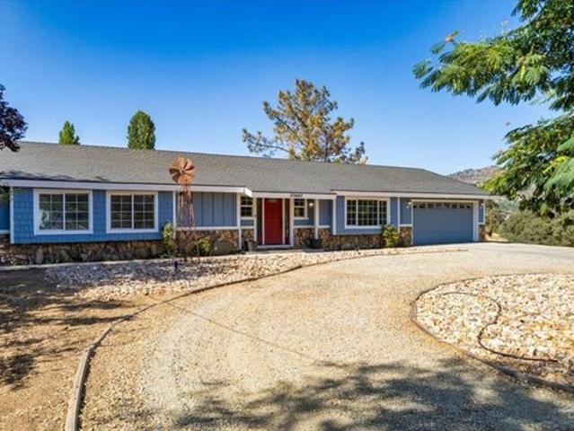 20440 Clubview Ct, Tehachapi, CA 93561
