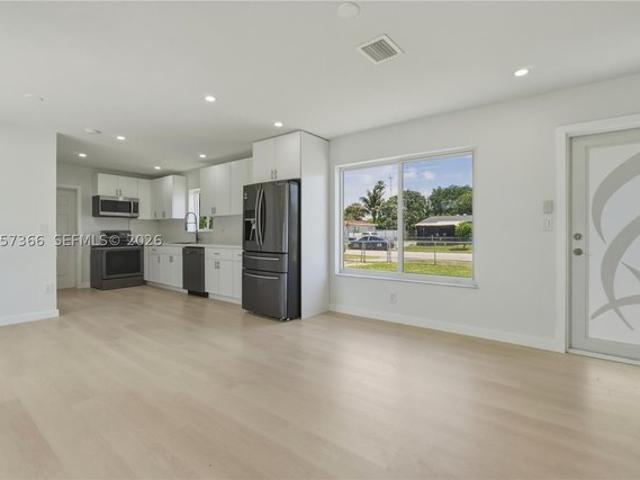 20440 NW 20th Ct, Miami Gardens, FL 33056