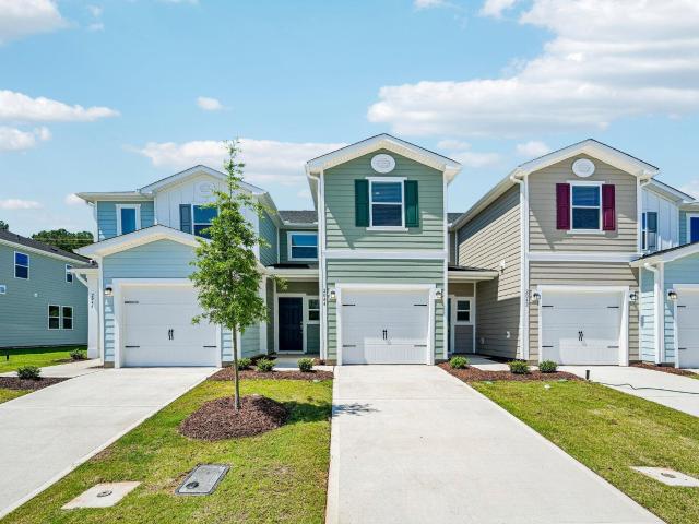2044 Oakdale Drive