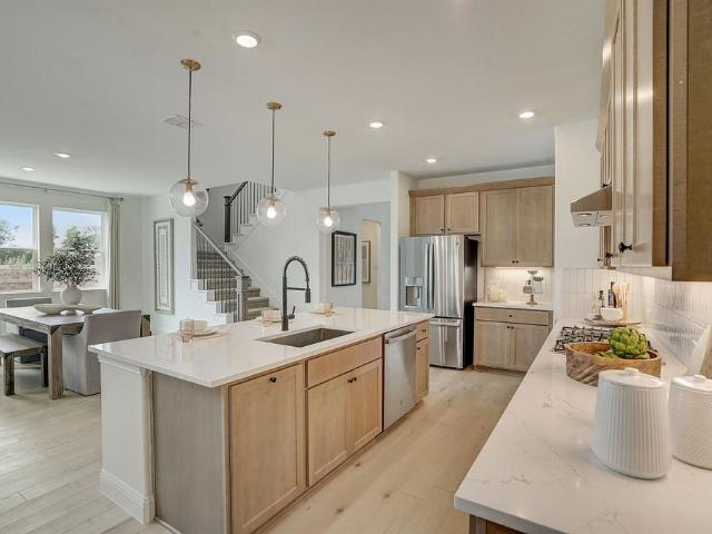 2044 Bluestem Road