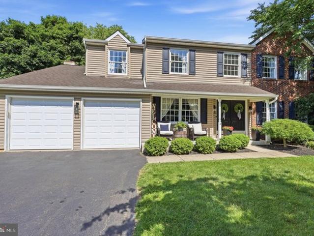 2044 E Wellington Rd, Newtown, PA 18940