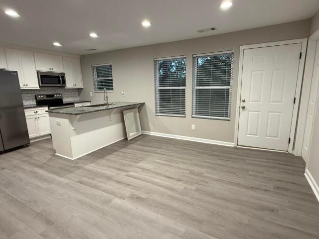 2044 Garnet Lane