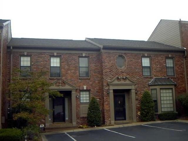 2044 Graybar Ln, Nashville, TN 37215