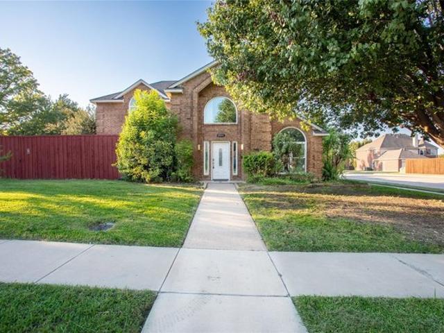 2044 Hillshire Dr, Lewisville, TX 75067