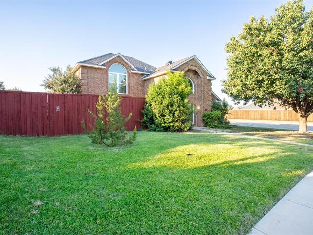 2044 Hillshire Drive