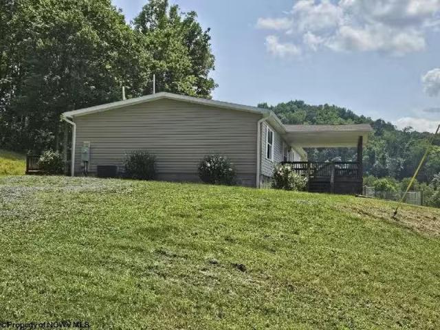 2044 JARVISVILLE RD, SALEM, WV 26426 Single Family Residence F.
